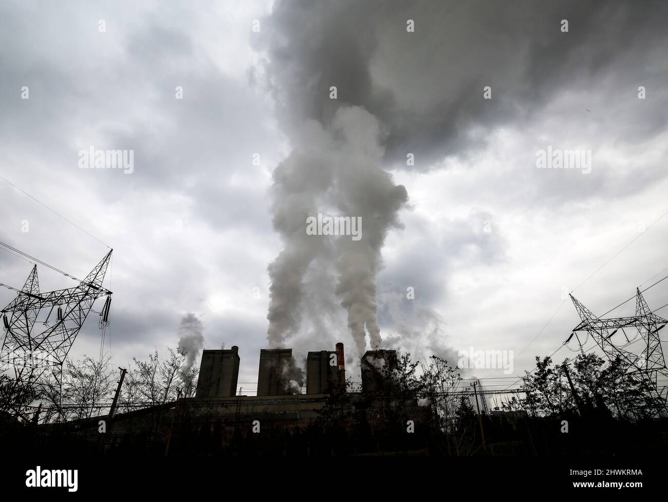 Smoke generation temperature hi-res stock photography and images - Alamy