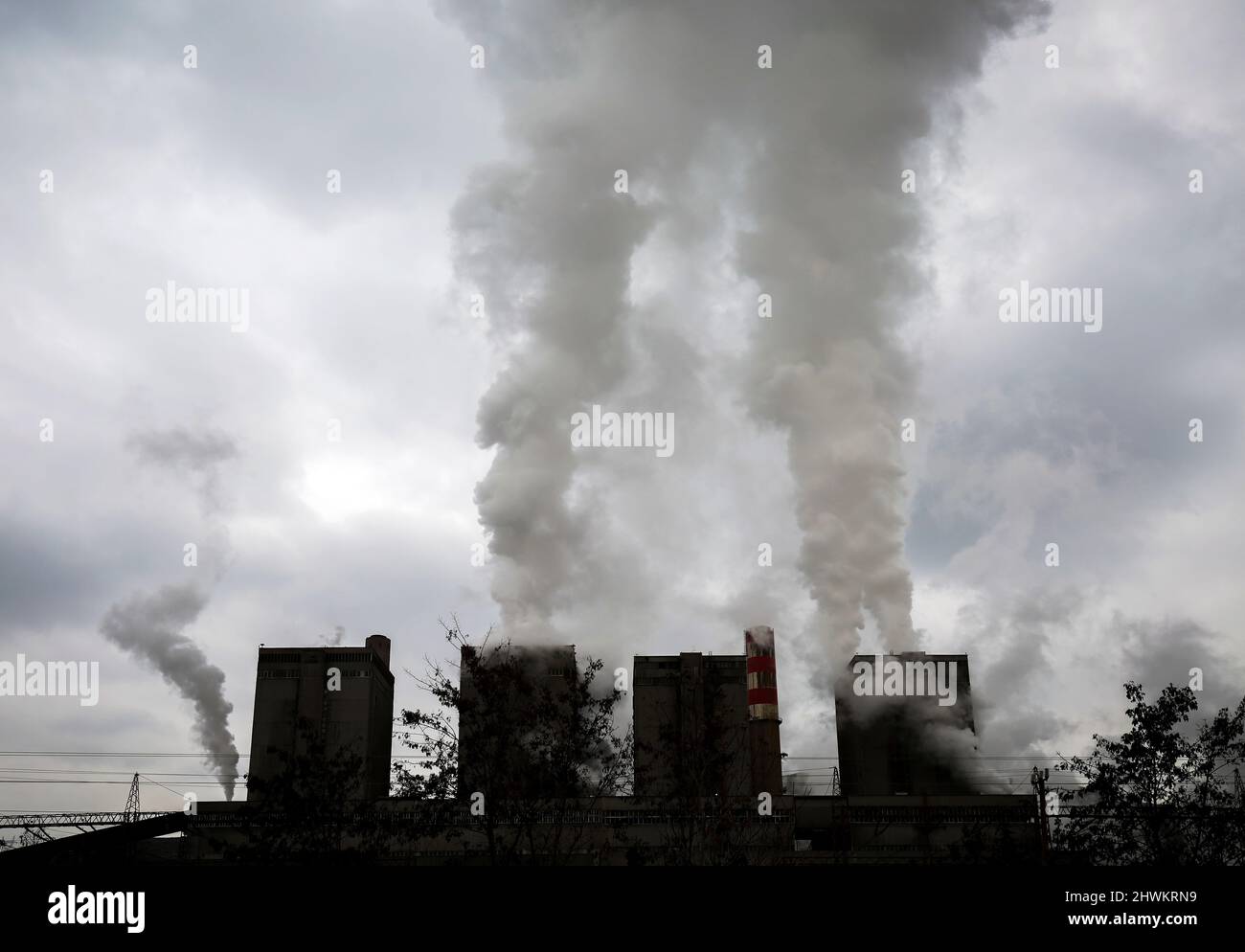 Smoke generation temperature hi-res stock photography and images - Alamy