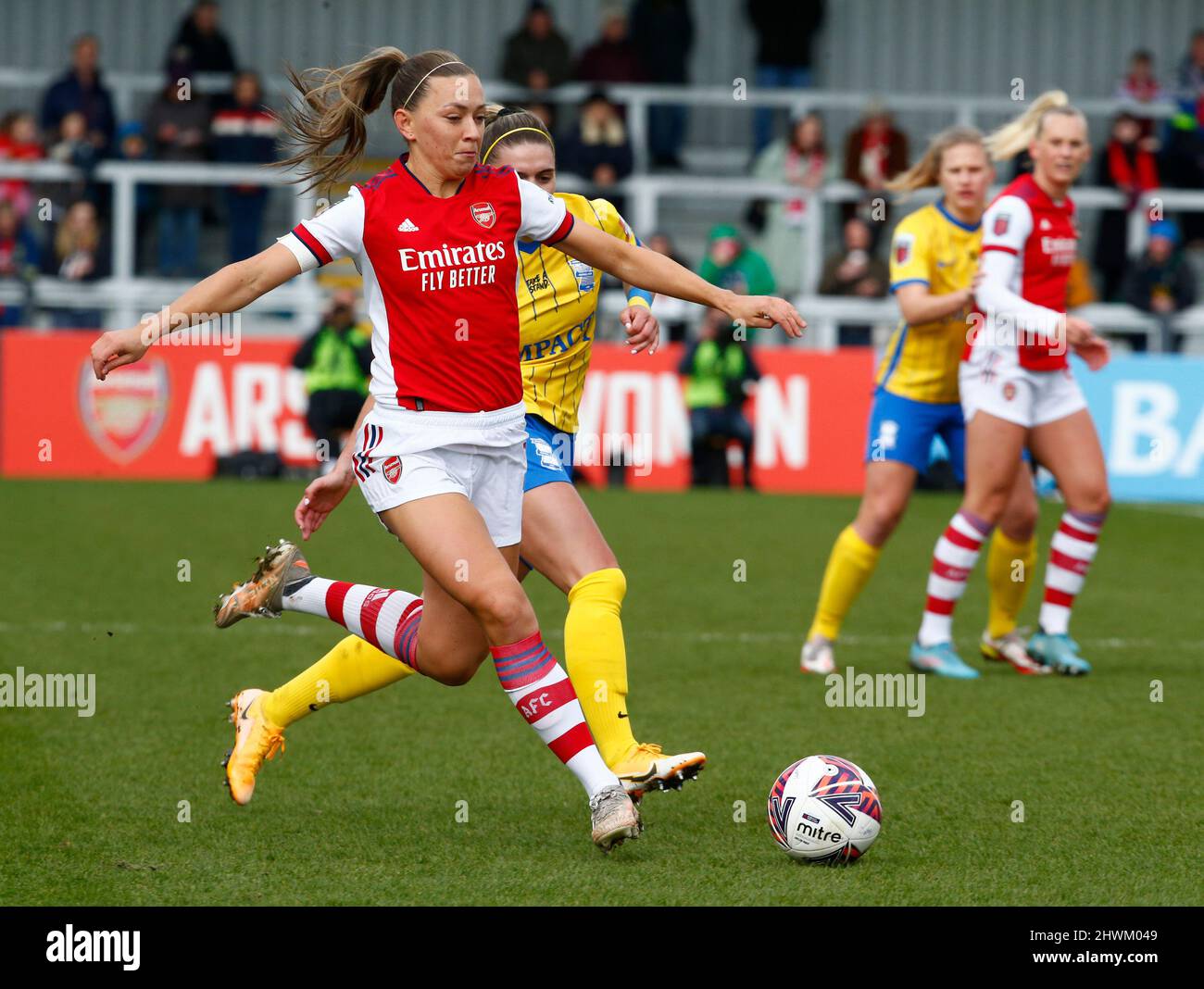 Katie mccabe arsenal 2022 hi-res stock photography and images - Alamy
