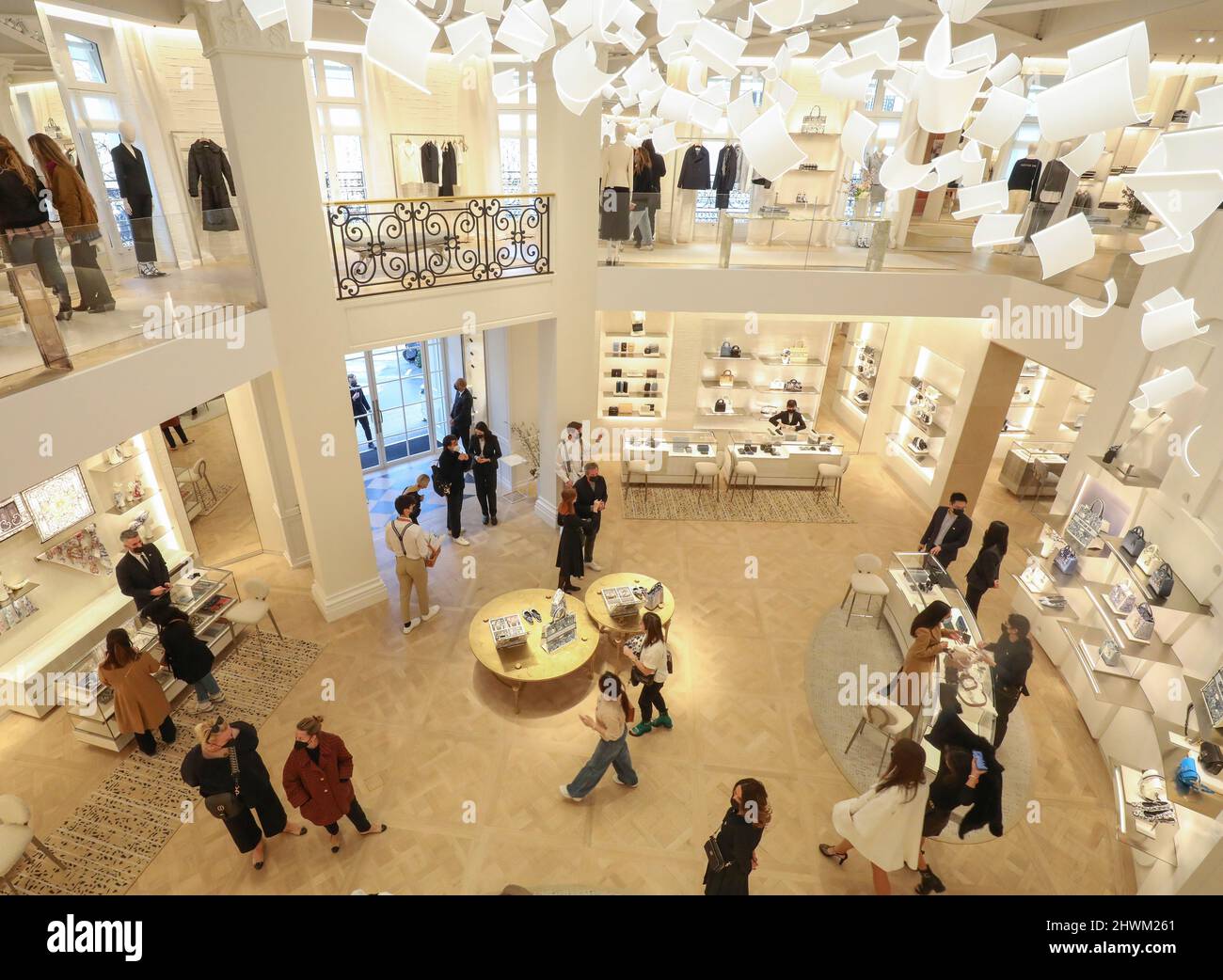 THE DIOR FLAGSHIP OPENS IN PARIS AVENUE MONTAIGNE Stock Photo - Alamy