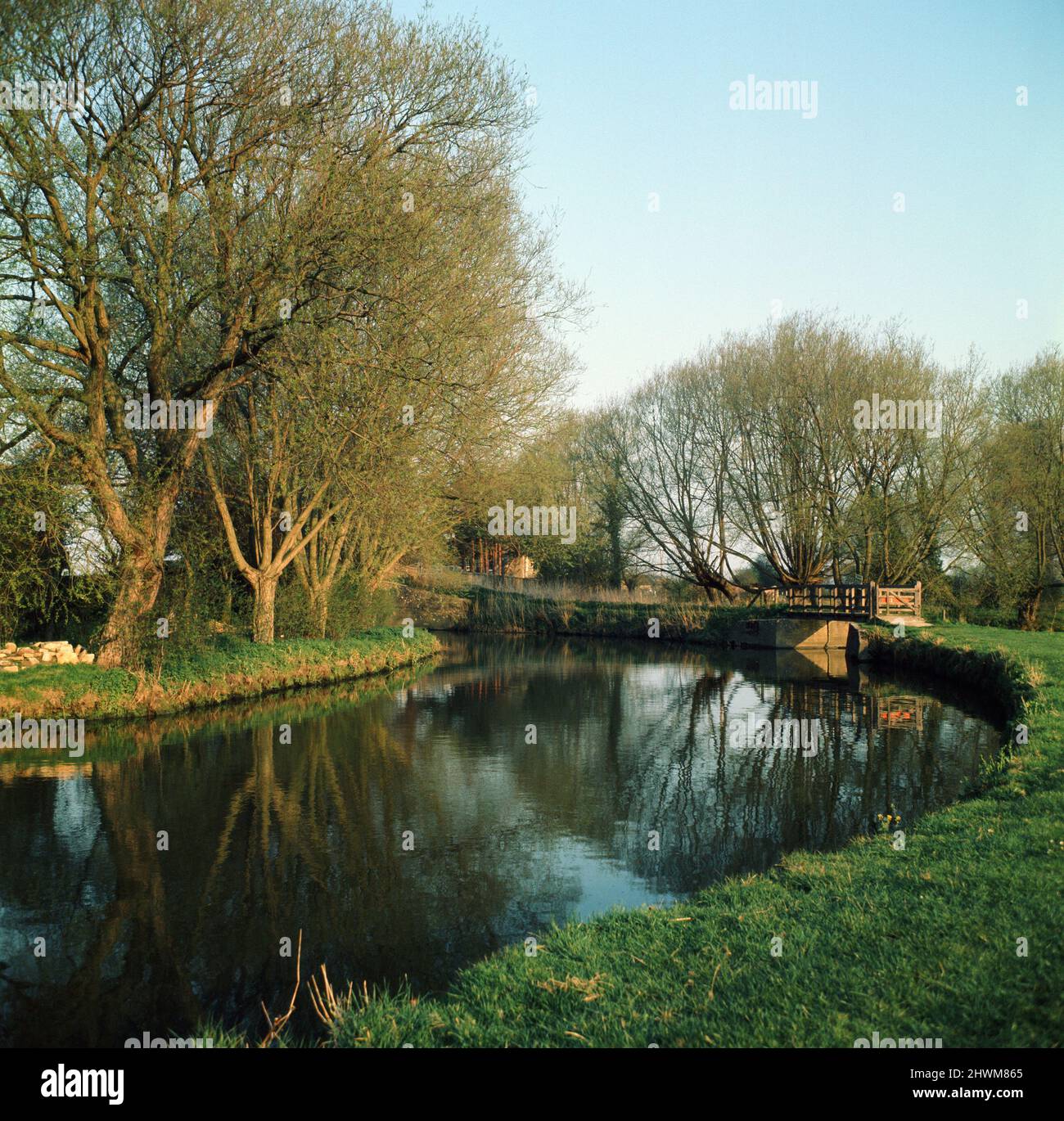 Radcot thames hi-res stock photography and images - Alamy