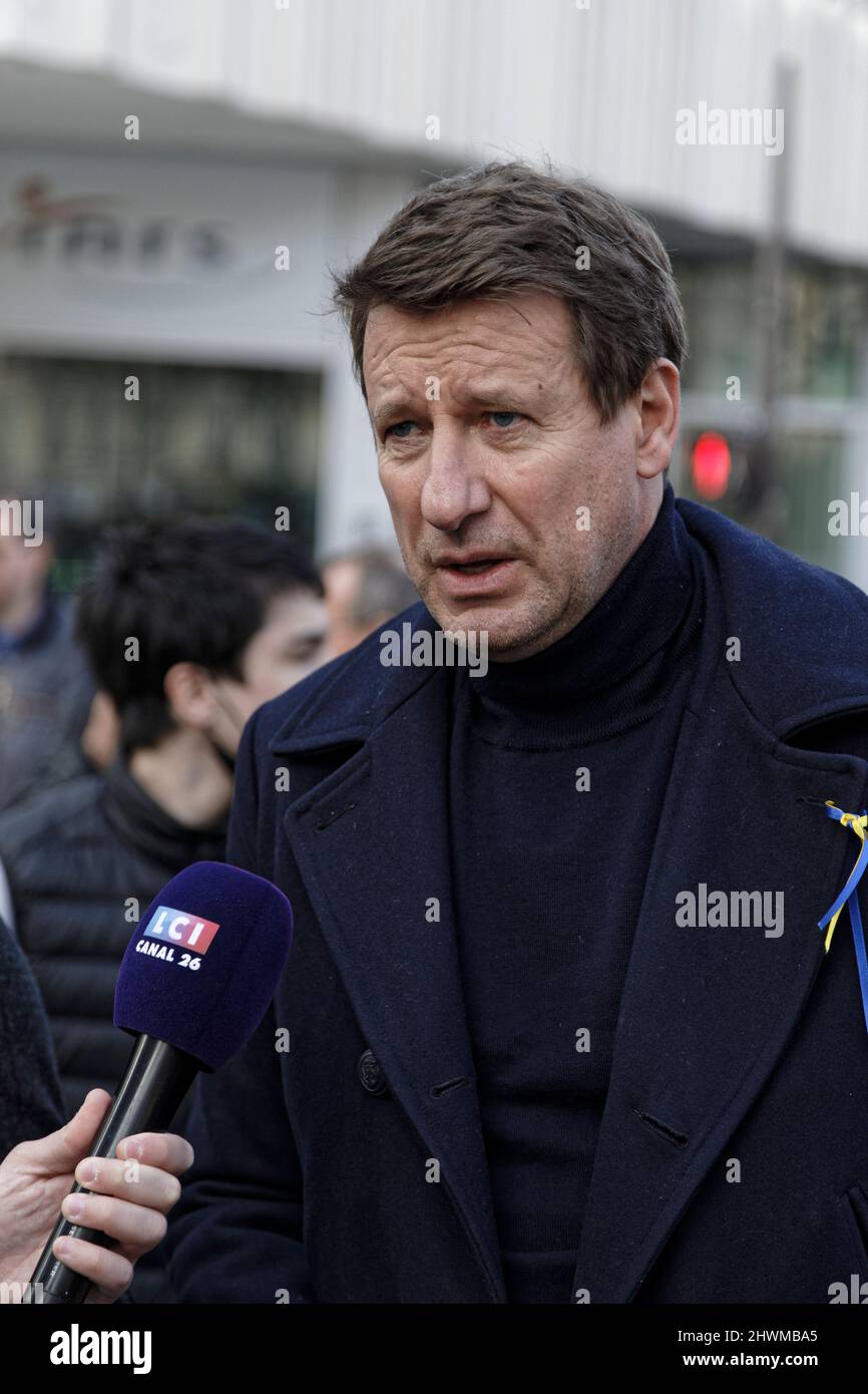 Paris, France. 05th Mar, 2022. Yannick Jadot attends the demonstration ...