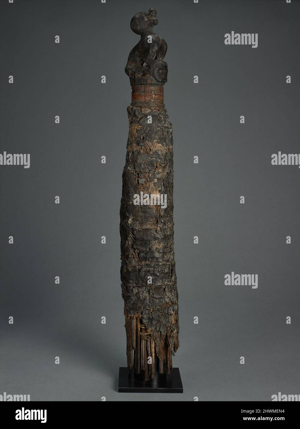 Artifact iconography container hi-res stock photography and images - Alamy