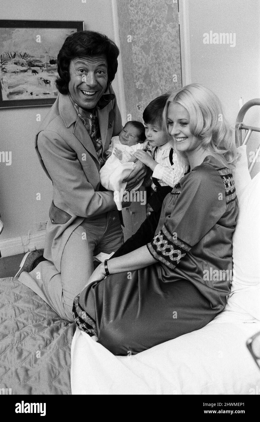 Lionel Blair with his wife Susan at the Avenue Clinic, Hampstead, with ...