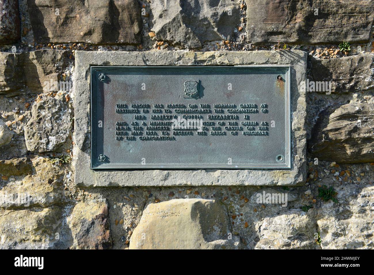 A plaque commemorating the 900th anniversary of the battle of Hastings ...