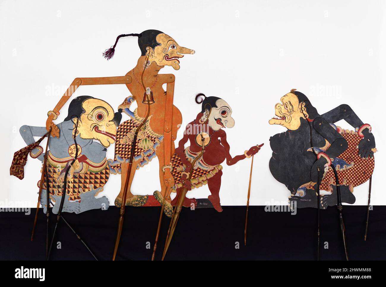 Wayang kulit semar hi-res stock photography and images - Alamy