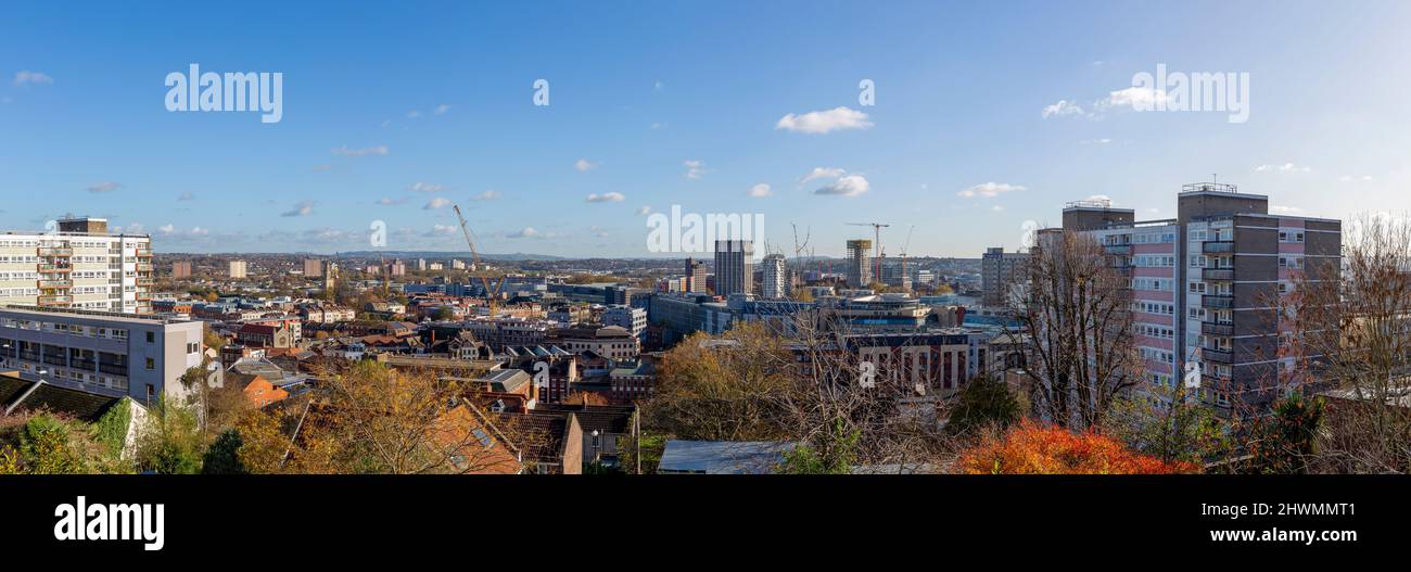 Rooftop panoramic skyline hi-res stock photography and images - Alamy