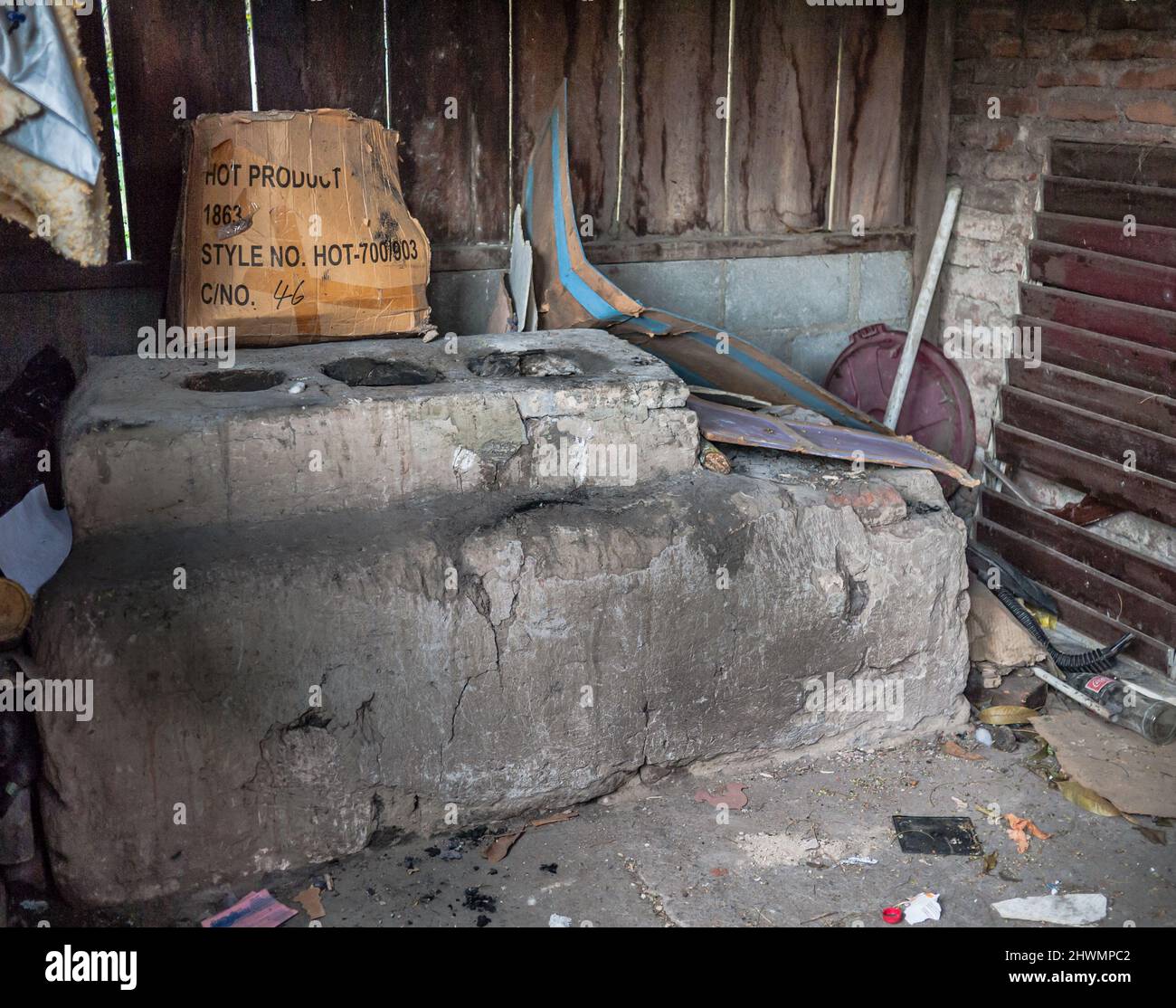 Ruined kitchen with wood burning stove hi-res stock photography and ...