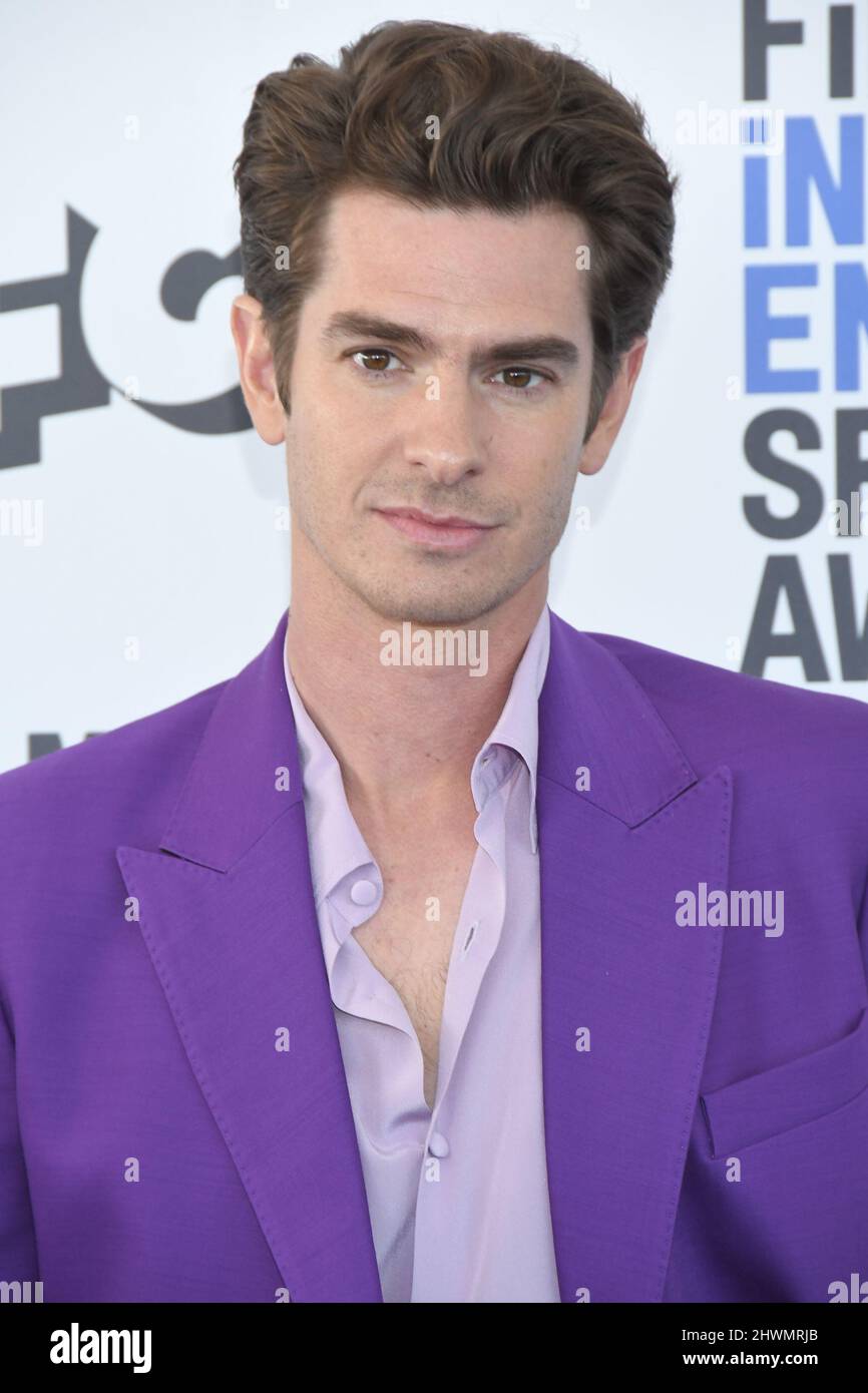 Andrew Garfield arrives at the 2022 Film Independent Spirit Awards held ...