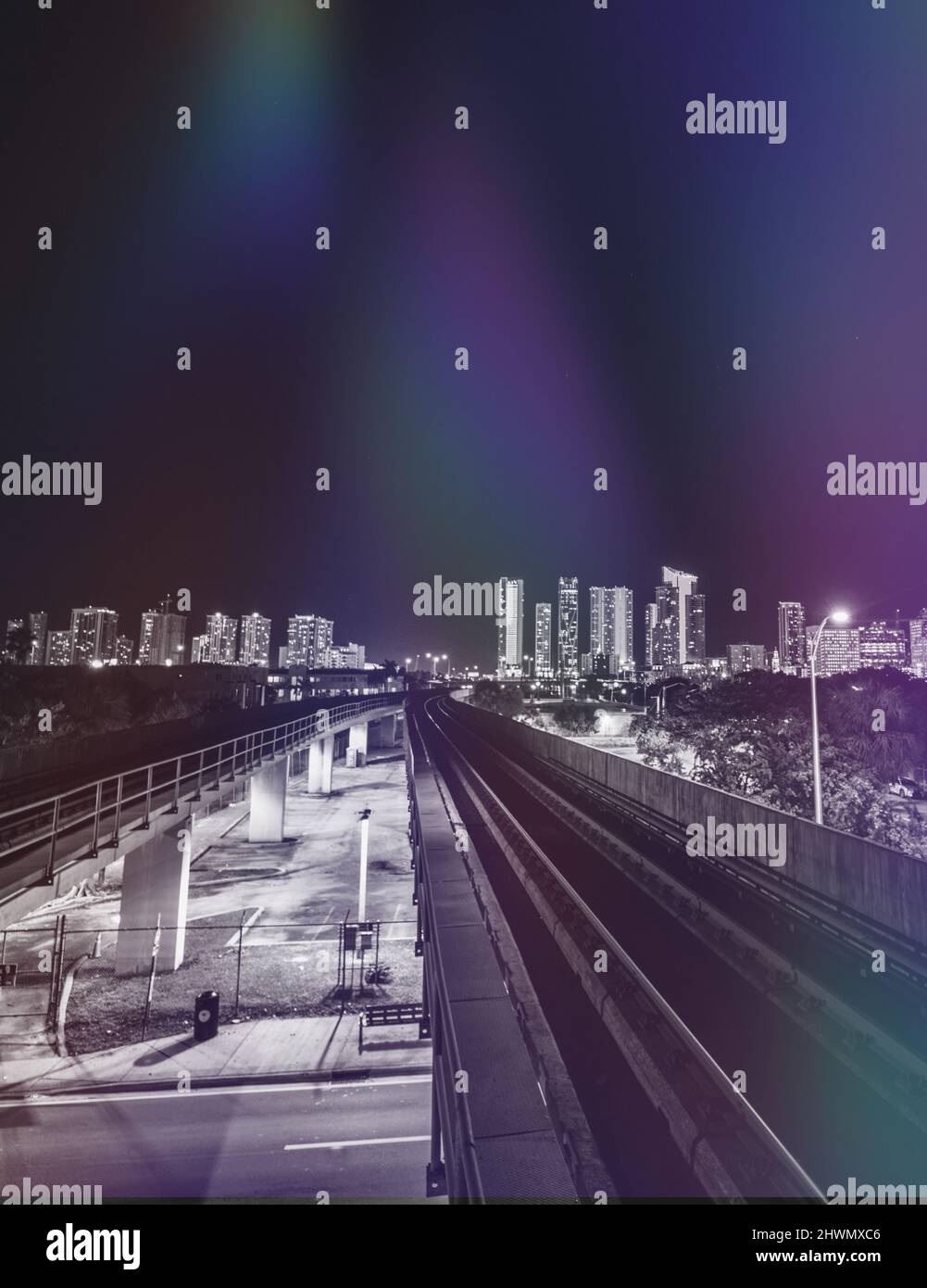 miami views night buildings metro rail Stock Photo - Alamy