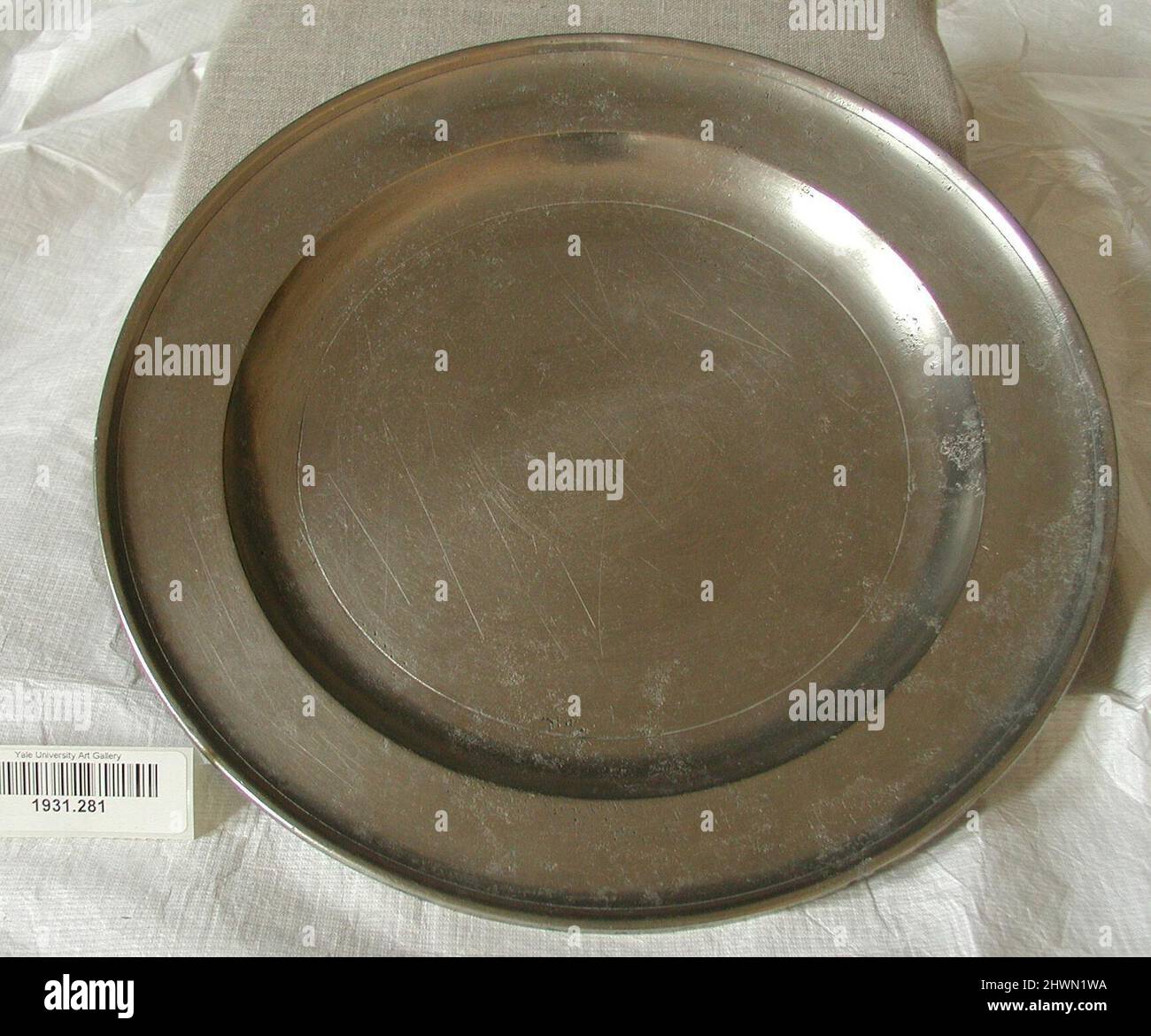 Dish. Maker: Richard Austin, American, 1764–1817 Stock Photo - Alamy