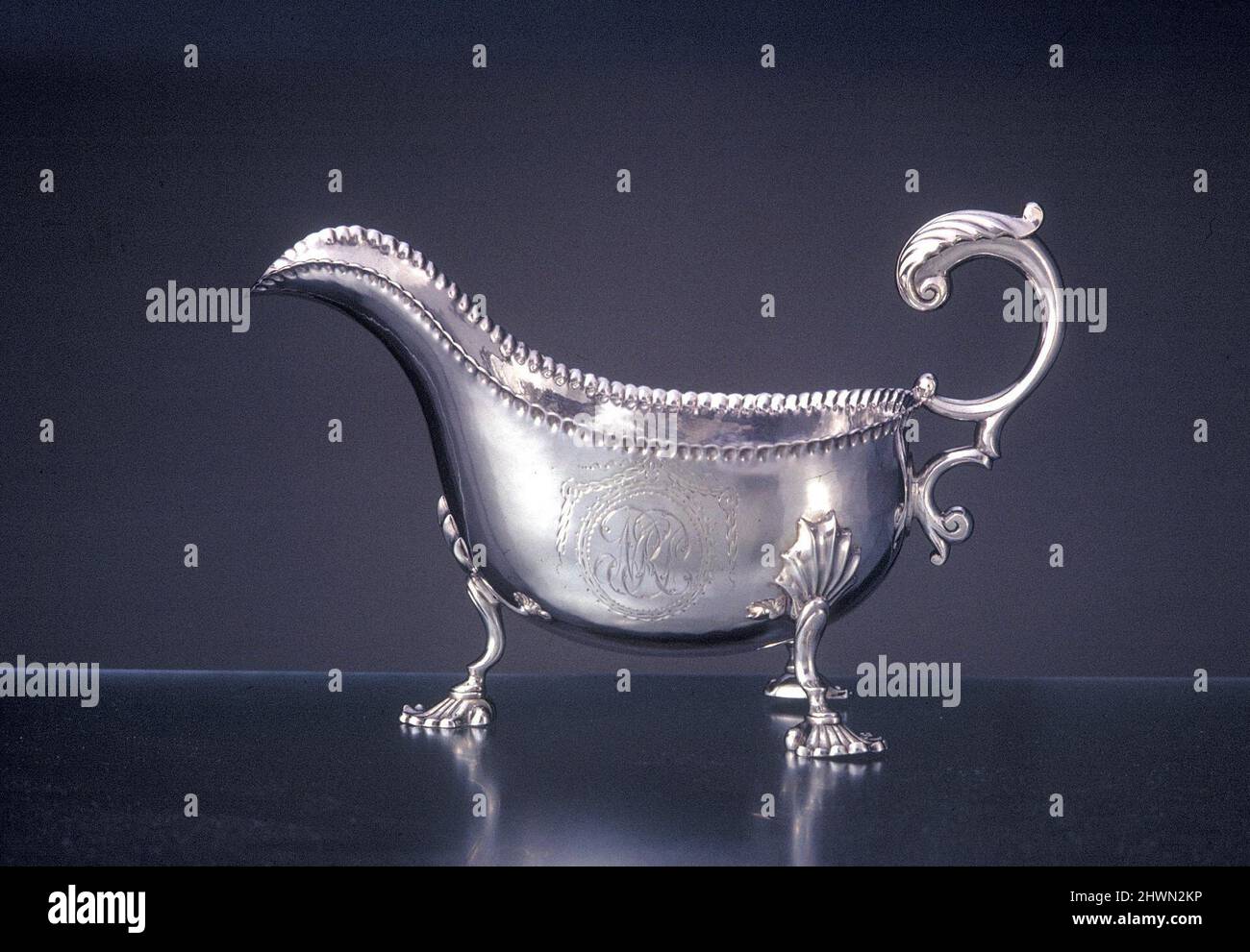 Sauceboat. Maker: Benjamin Burt, 1729–1805 Stock Photo - Alamy