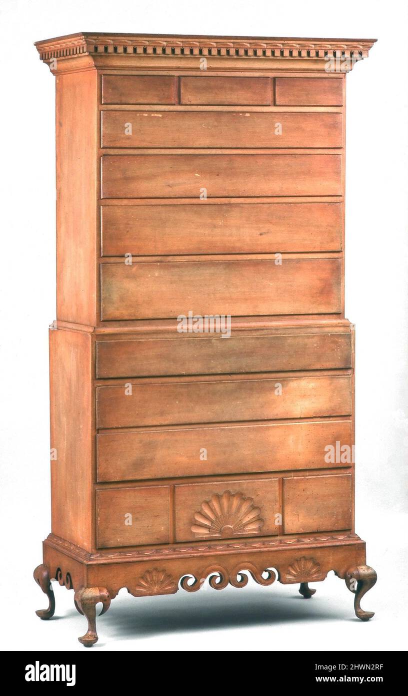 Chest on frame hi-res stock photography and images - Alamy