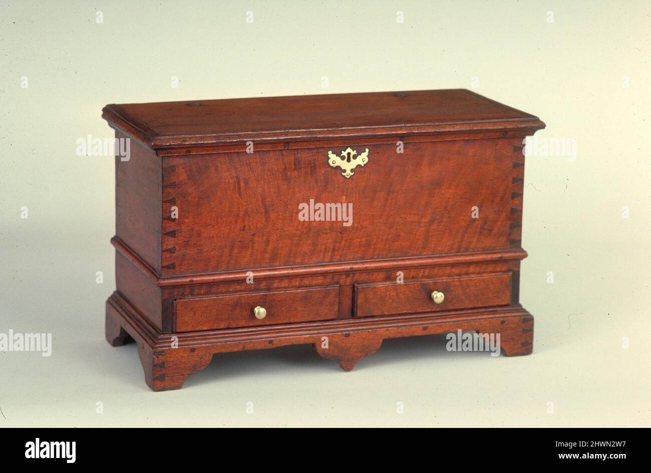 Table chest with drawers Stock Photo - Alamy