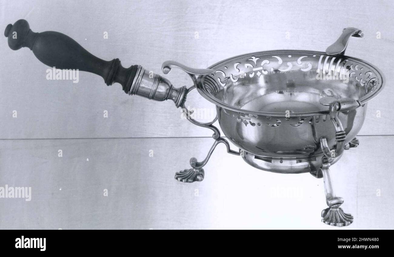 Chafing Dish. Maker: Robert Fairchild, 1703–1794 Stock Photo - Alamy