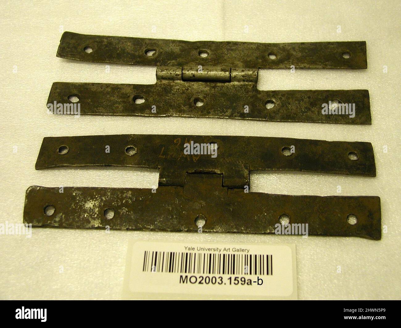 Pair of hinges hi-res stock photography and images - Alamy