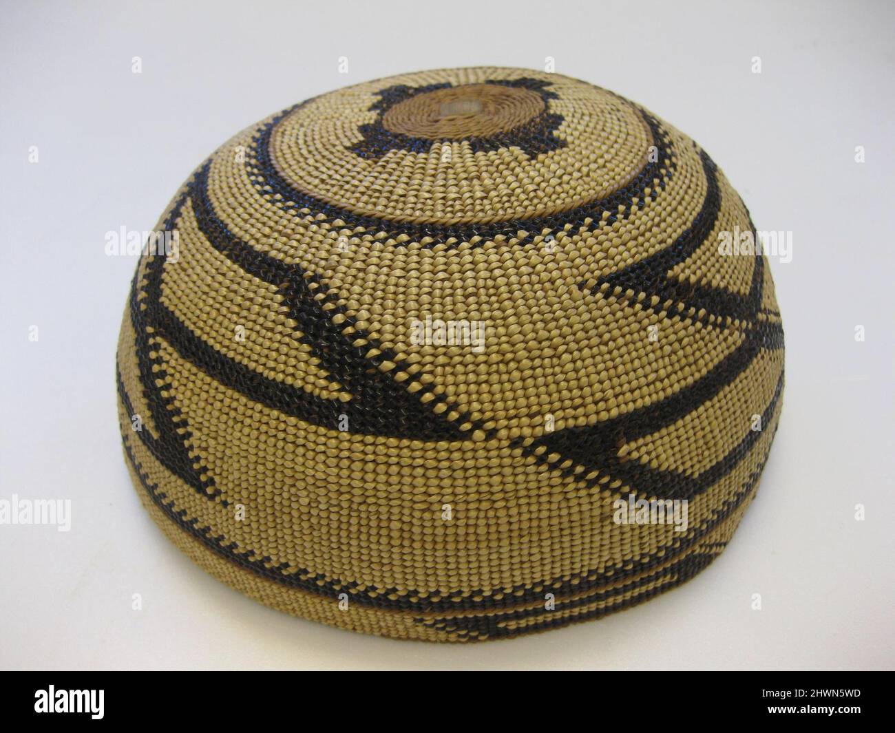 Hoopa valley tribe hi-res stock photography and images - Alamy