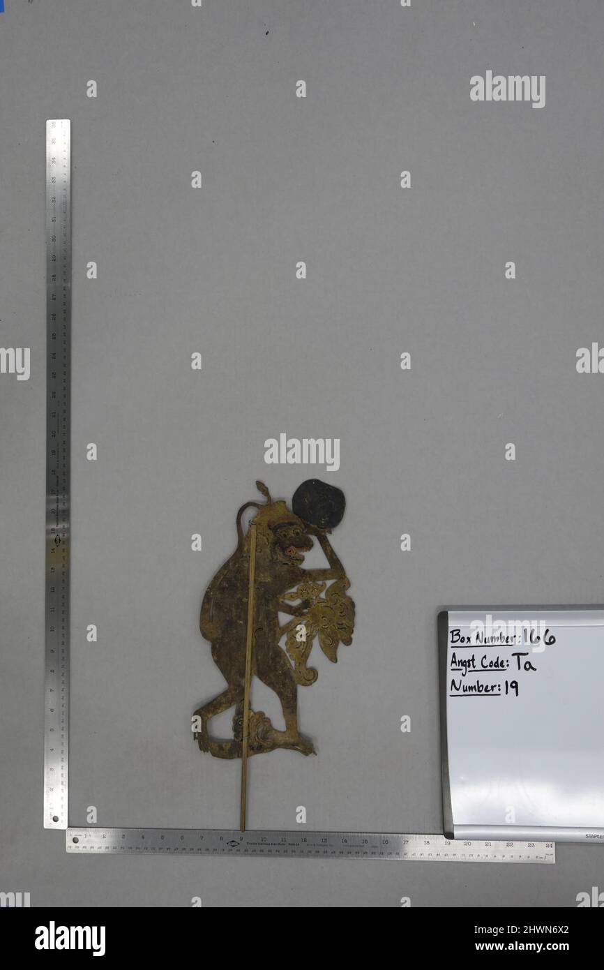 Shadow Puppet (Wayang Kulit) of Wenara or Monyet membawa buah semangka ...