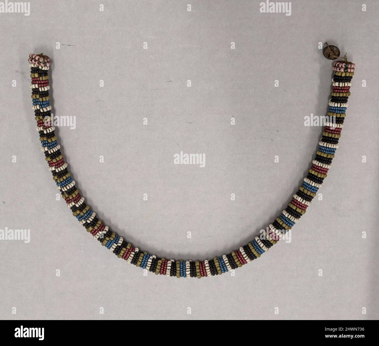 Rolled Head, Neck or Waist band (Umgingqo Stock Photo - Alamy