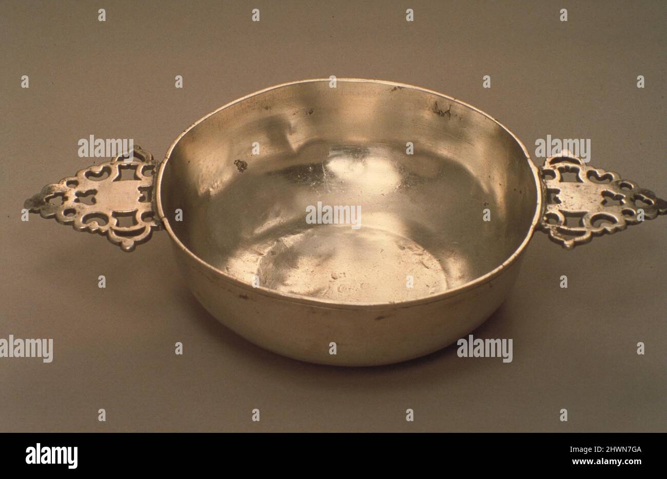 Porringer hi-res stock photography and images - Alamy