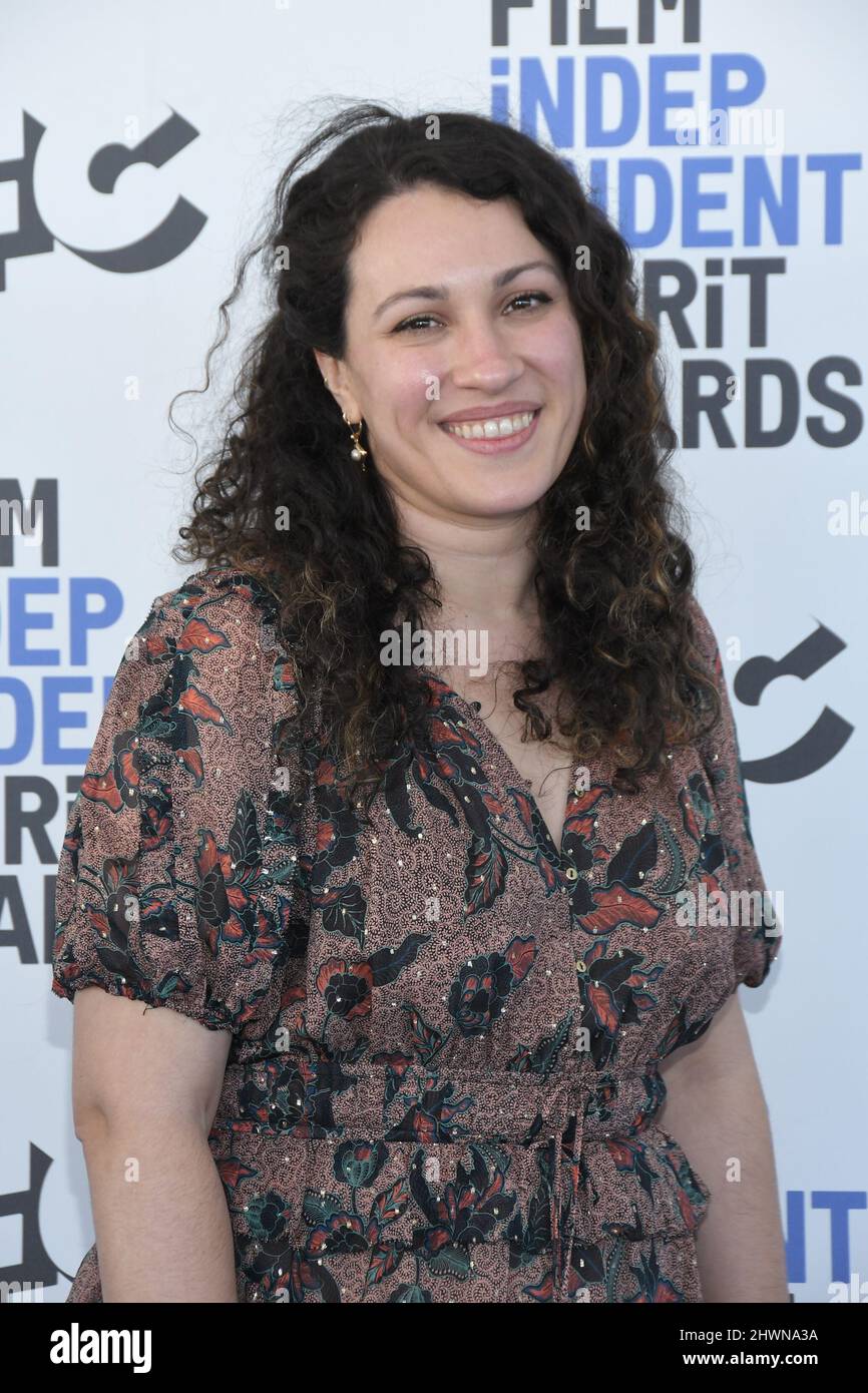 Lizzie Shapiro arrives at the 2022 Film Independent Spirit Awards held ...