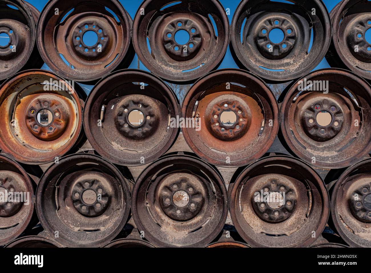 Lug bolt patterns hi-res stock photography and images - Alamy
