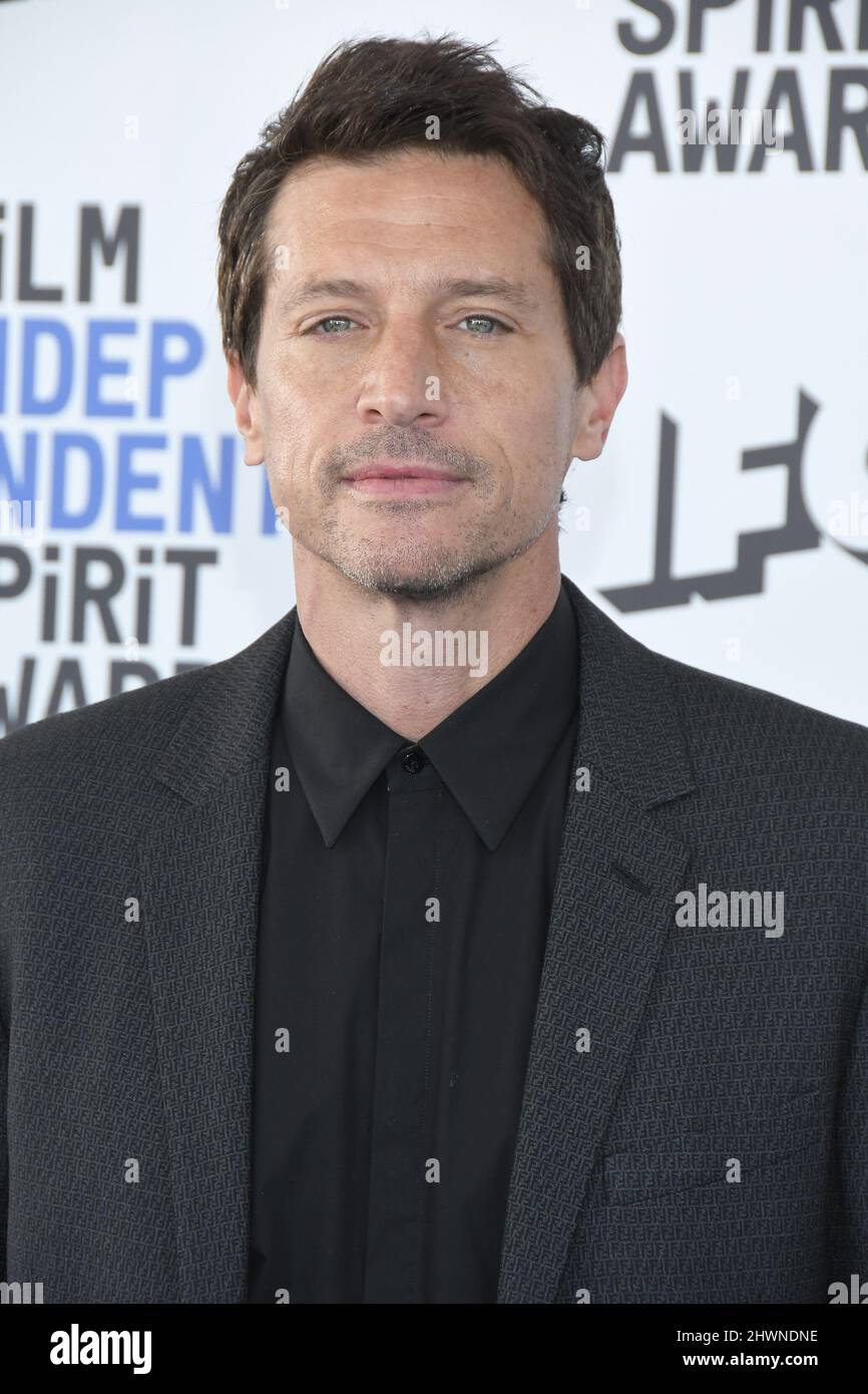 Simon Rex 2022