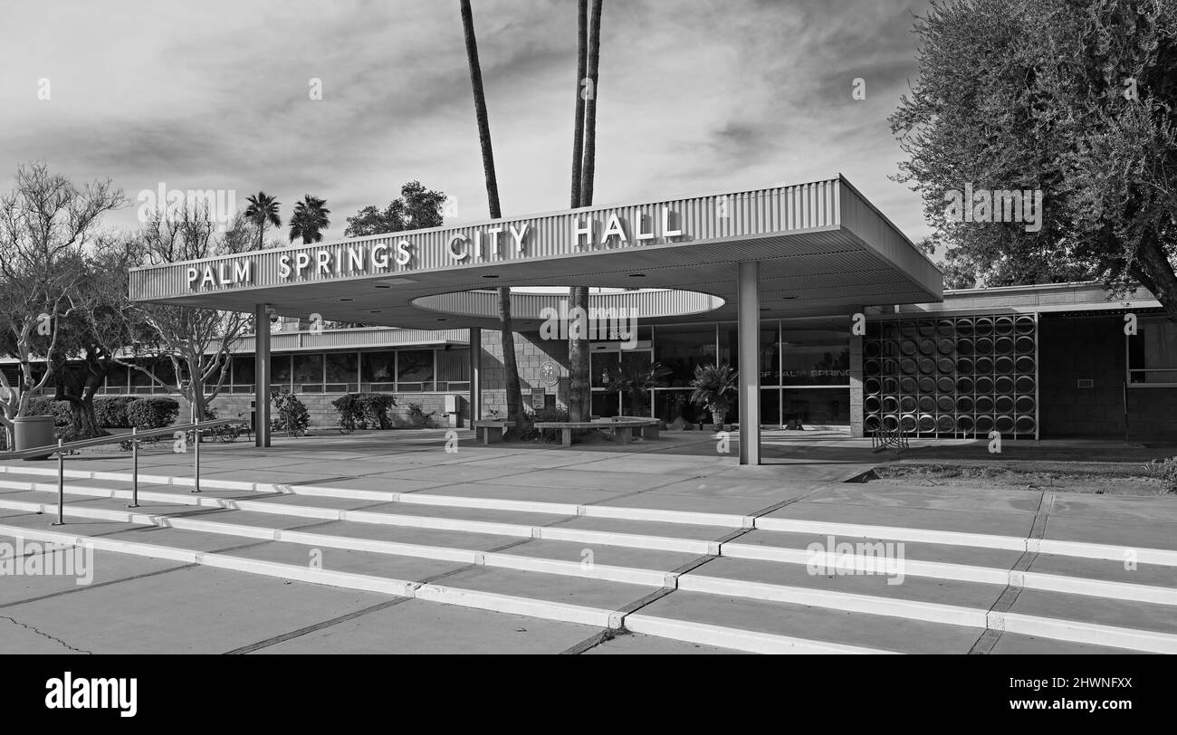 Palm Springs City Hall Stock Photo - Alamy