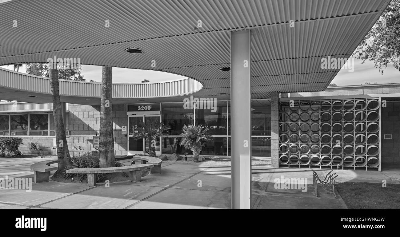 Palm Springs City Hall Stock Photo - Alamy