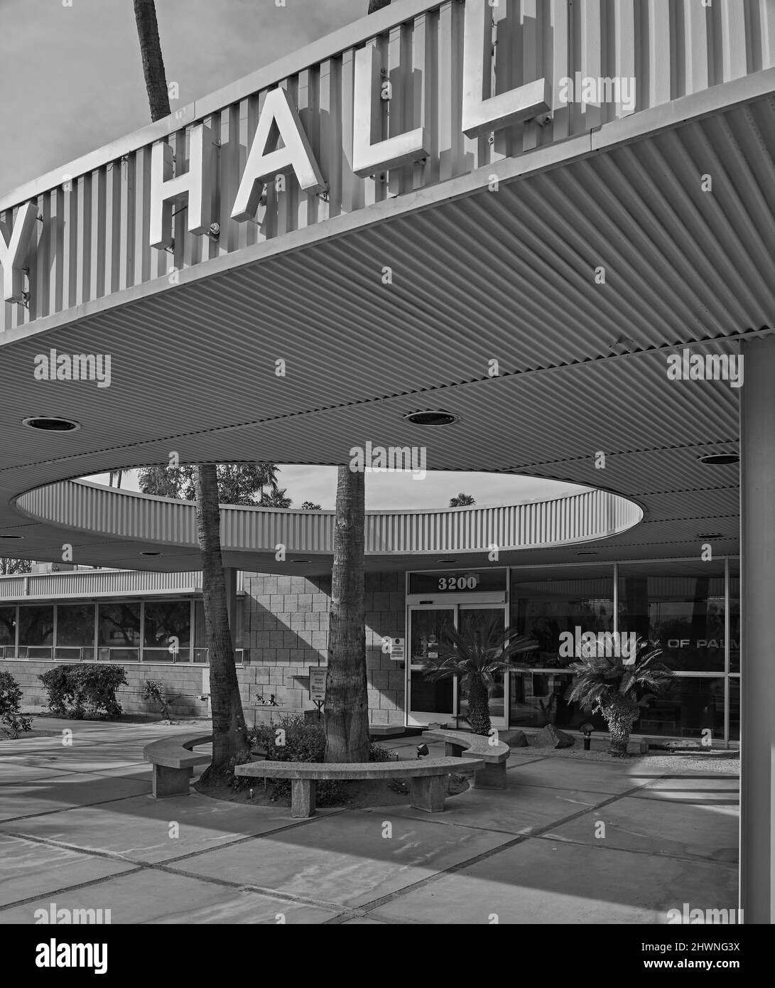 Palm Springs City Hall Stock Photo - Alamy