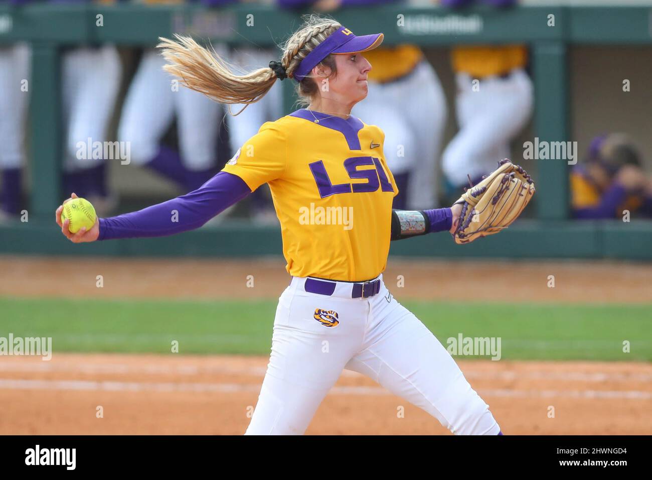 Baton Rouge, LA, USA. 6th Mar, 2022. LSU pitcher Shelby Wickersham (11 ...