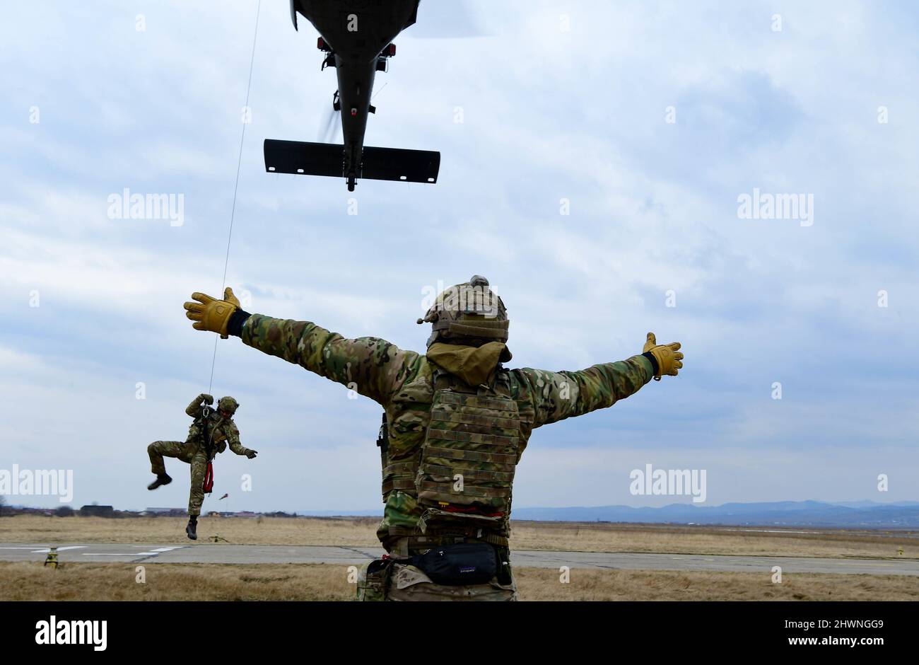 Pararescuemen assigned to the 57th Rescue Squadron perform dynamic ...