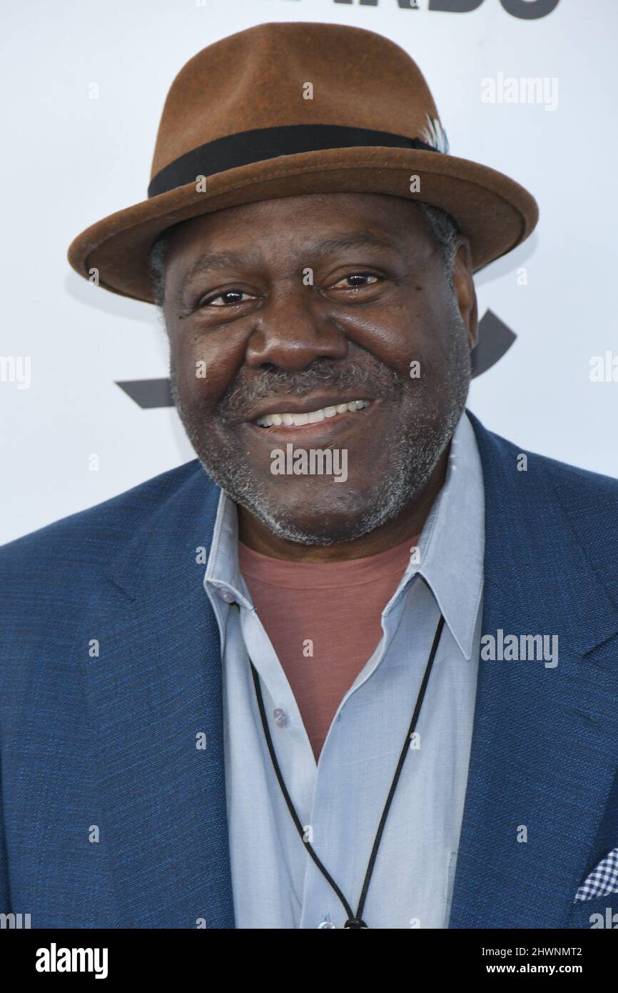 Frankie Faison arrives at the 2022 Film Independent Spirit Awards held ...
