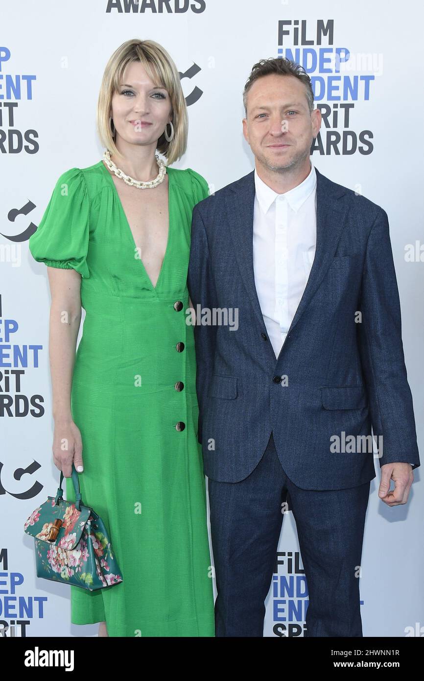 Los Angeles, USA. 06th Mar, 2022. Guest and Lol Crawley arrive at the ...