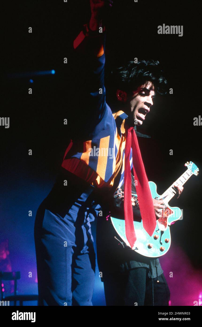 Prince performing on stage circa 1991 Credit: Ron Wolfson / Rock ...