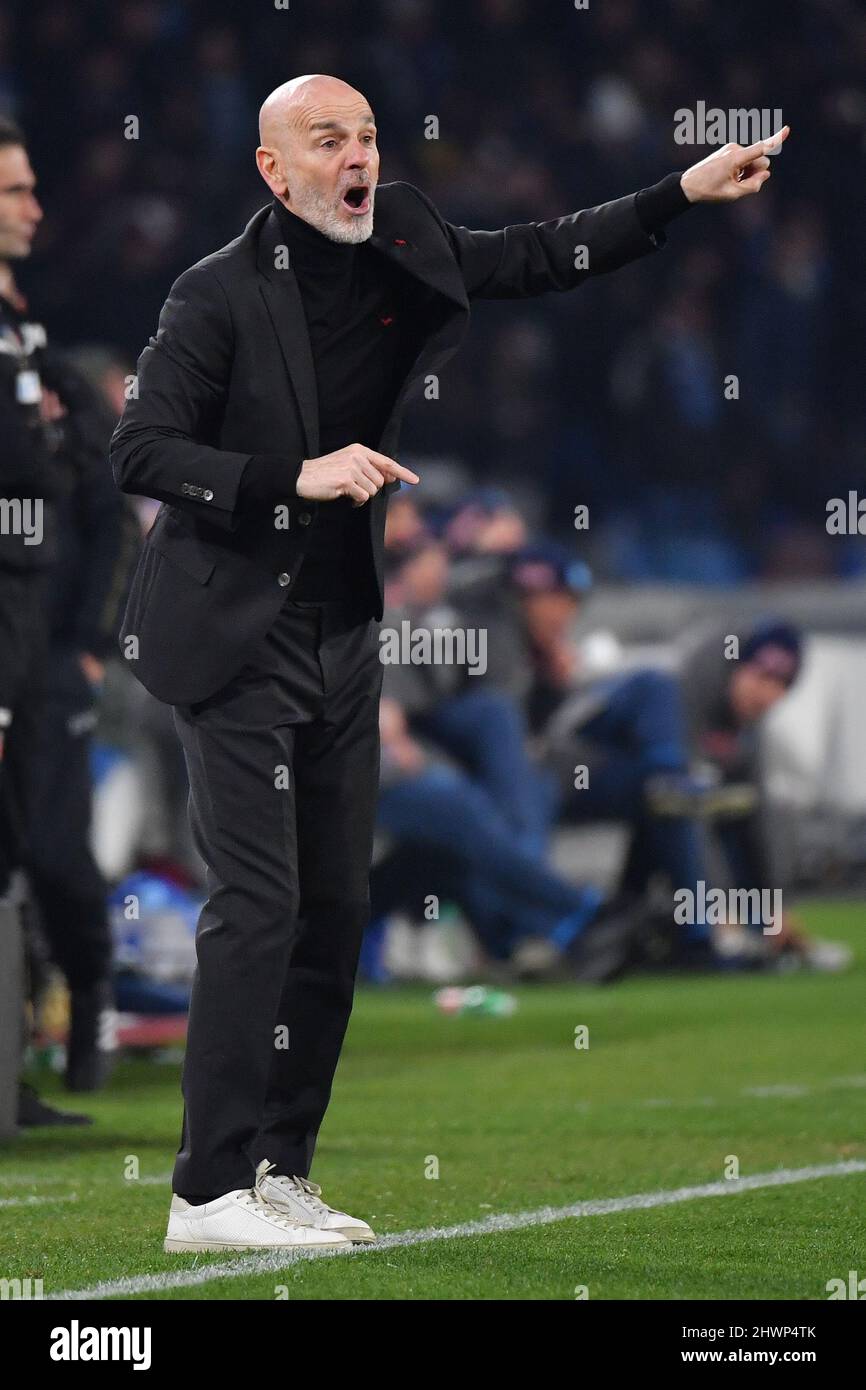 Milan's head coach Stefano Pioli gestures during the italian soccer ...