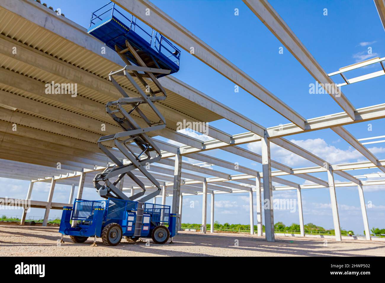 Scissor lift platform with stretched hydraulic system at maximum height ...