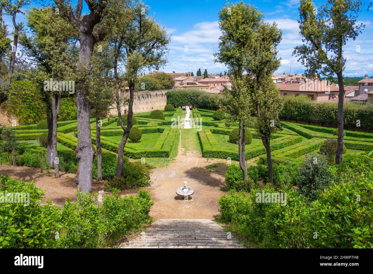 San Quirico d'Orcia (Toscana, Italy) - The renaissance town of Tuscany ...