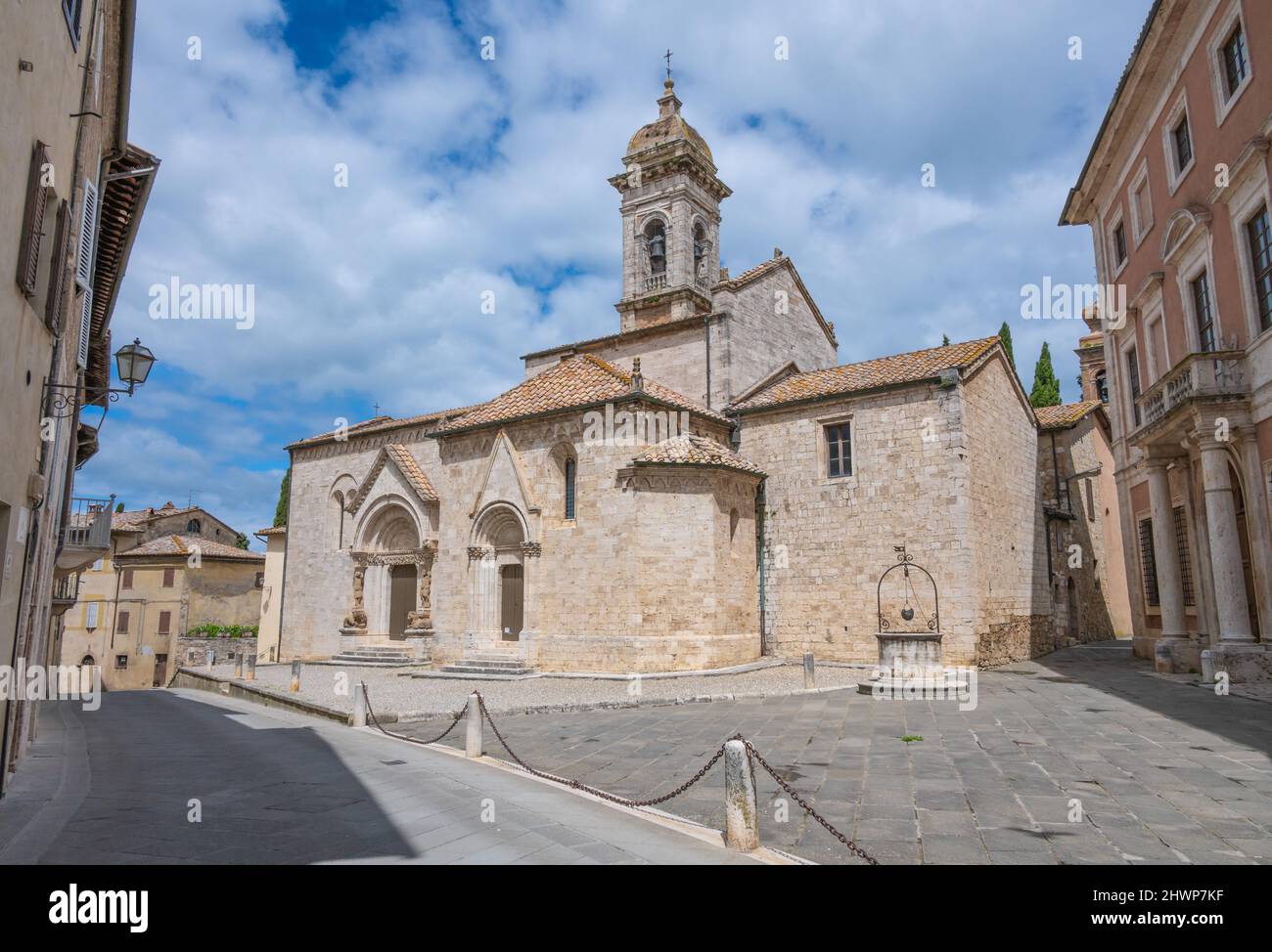 San Quirico d'Orcia (Toscana, Italy) - The renaissance town of Tuscany ...