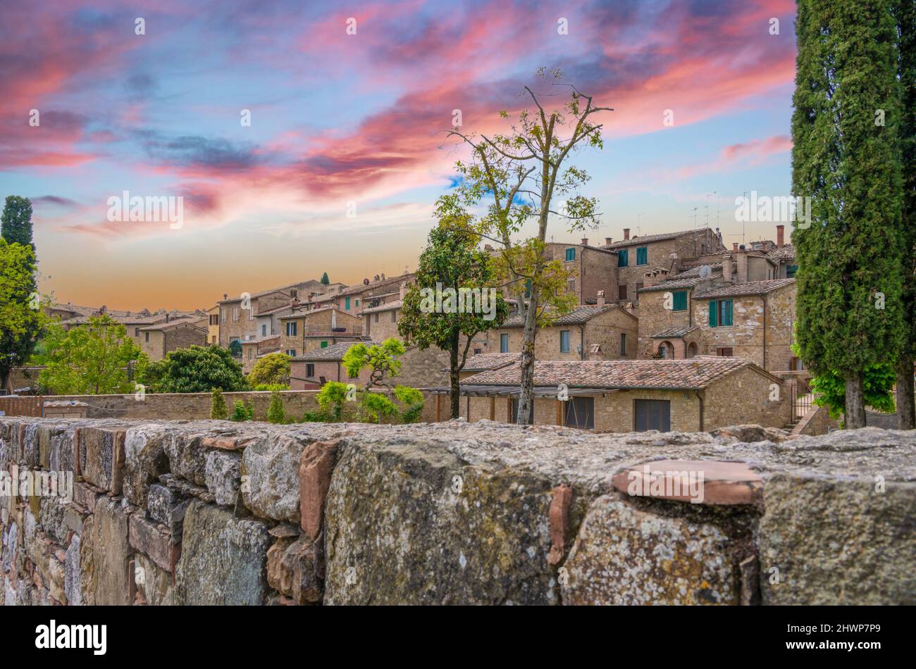 San Quirico d'Orcia (Toscana, Italy) - The renaissance town of Tuscany ...