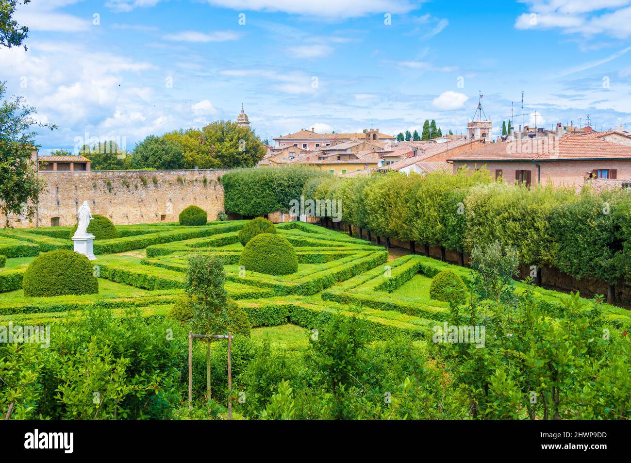 San Quirico d'Orcia (Toscana, Italy) - The renaissance town of Tuscany ...
