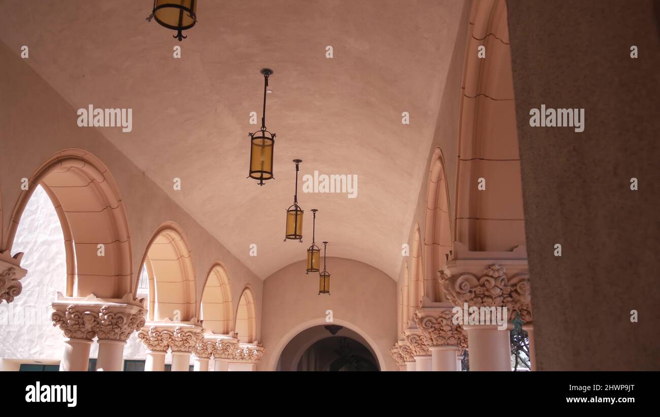 Spanish colonial revival architecture, Balboa Park, San Diego ...