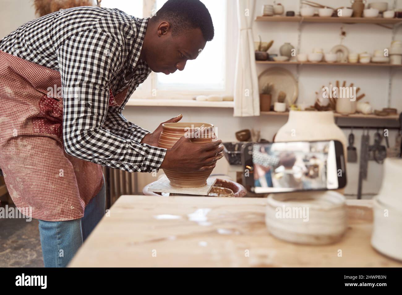 Drying pottery studio hi-res stock photography and images - Alamy