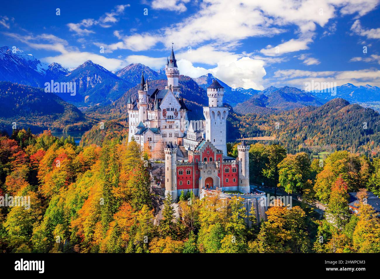 Neuschwanstein Castle (Schloss Neuschwanstein) Bavaria. Fussen, Germany ...