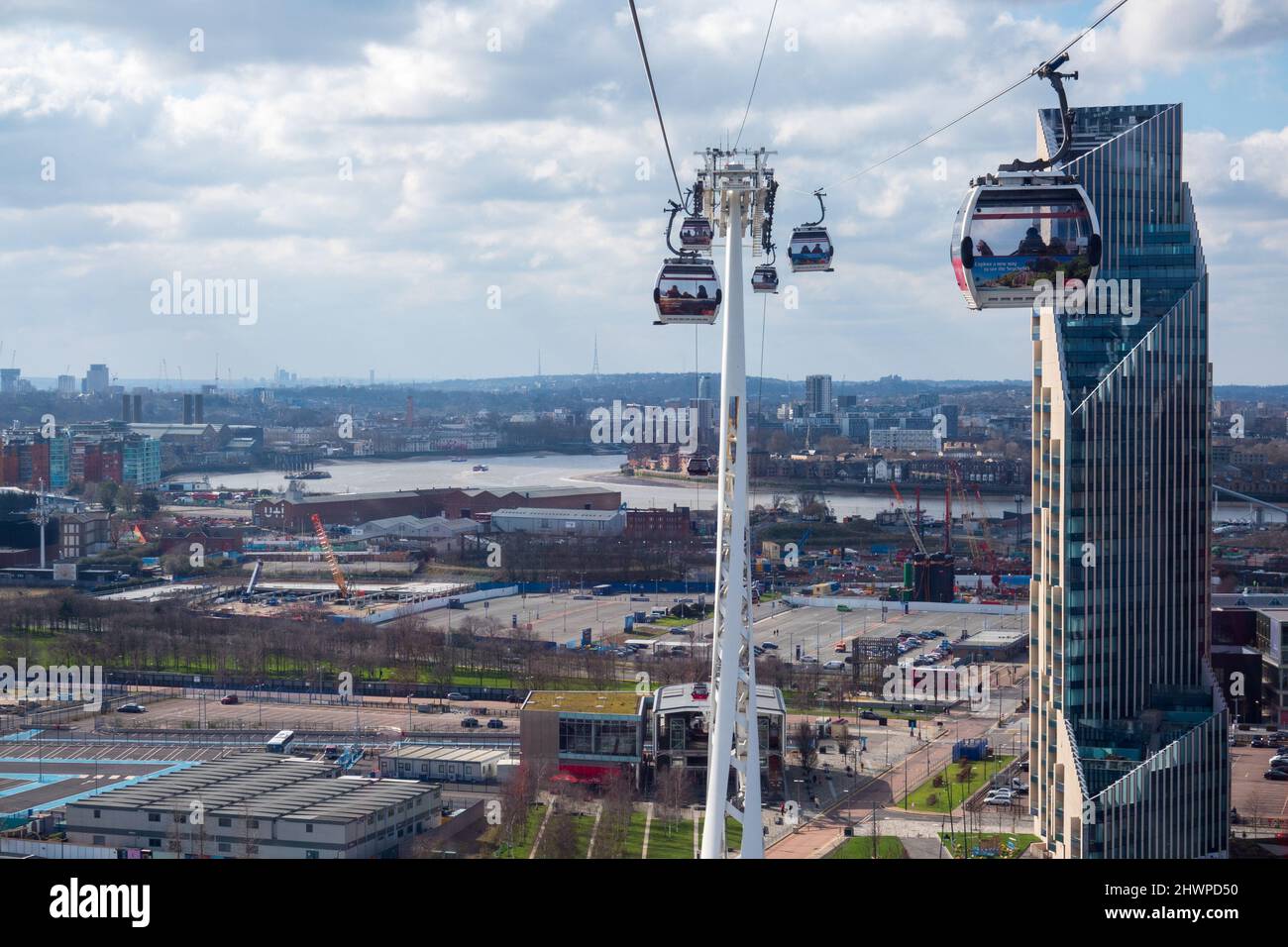 Emirates Air Line cable car Stock Photo - Alamy