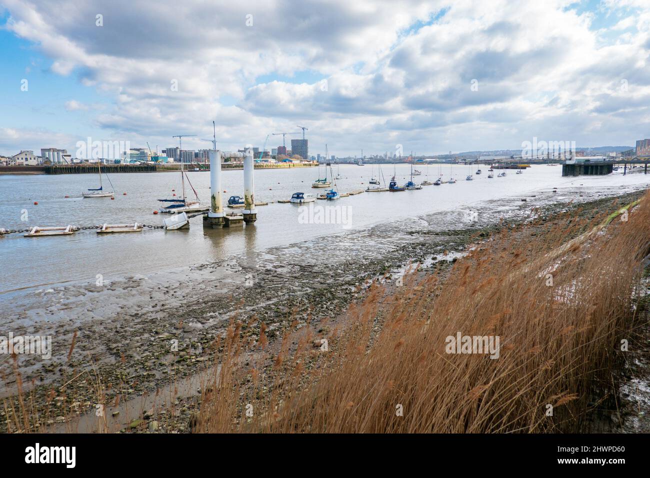 River Thames Bugsbys Reach Stock Photo - Alamy
