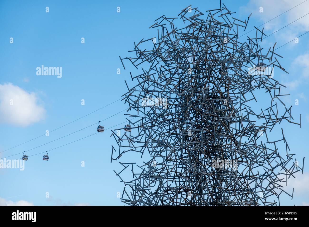 Quantum cloud hi-res stock photography and images - Alamy