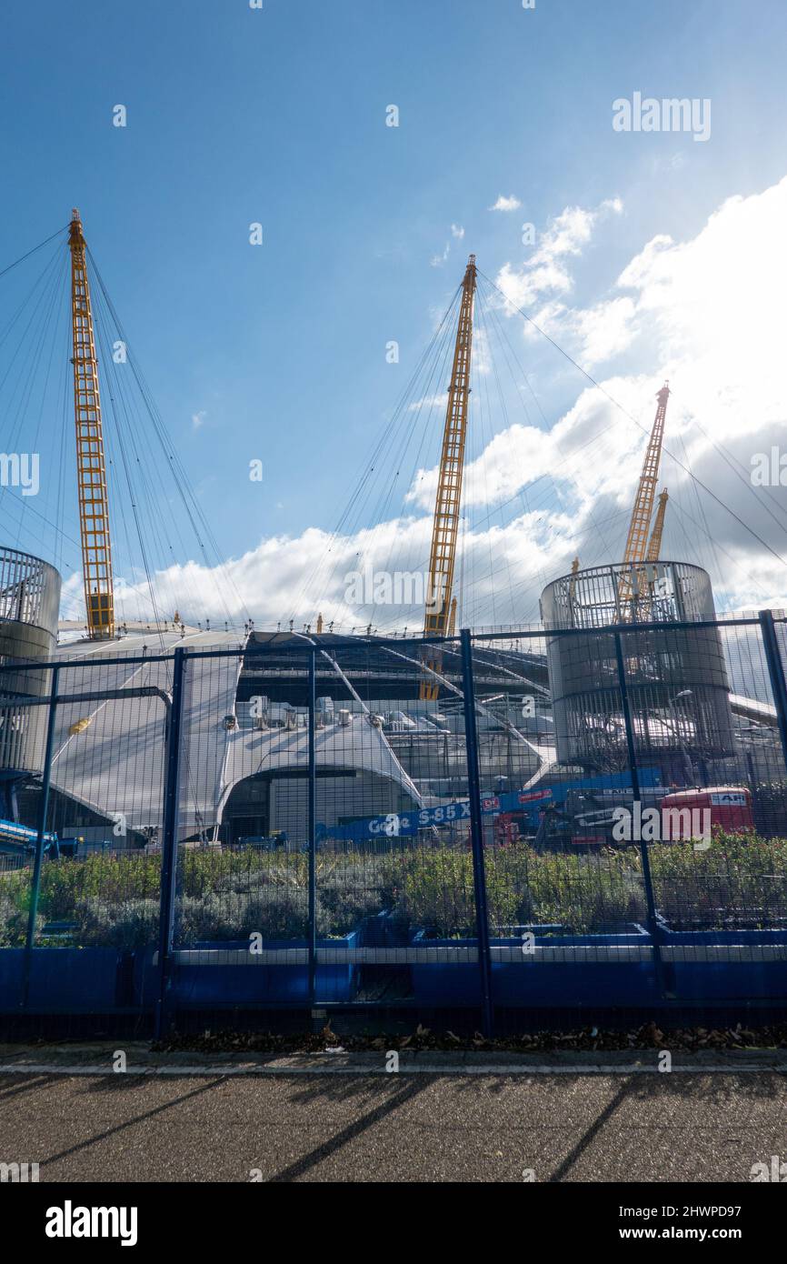 damaged roof the O2 Arena Stock Photo - Alamy