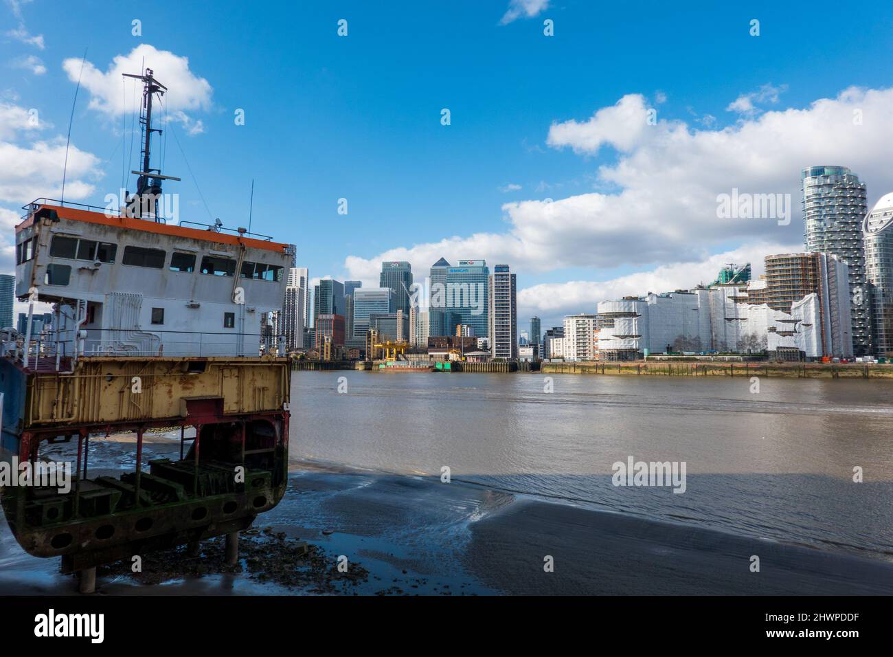 Slice of reality hi-res stock photography and images - Alamy