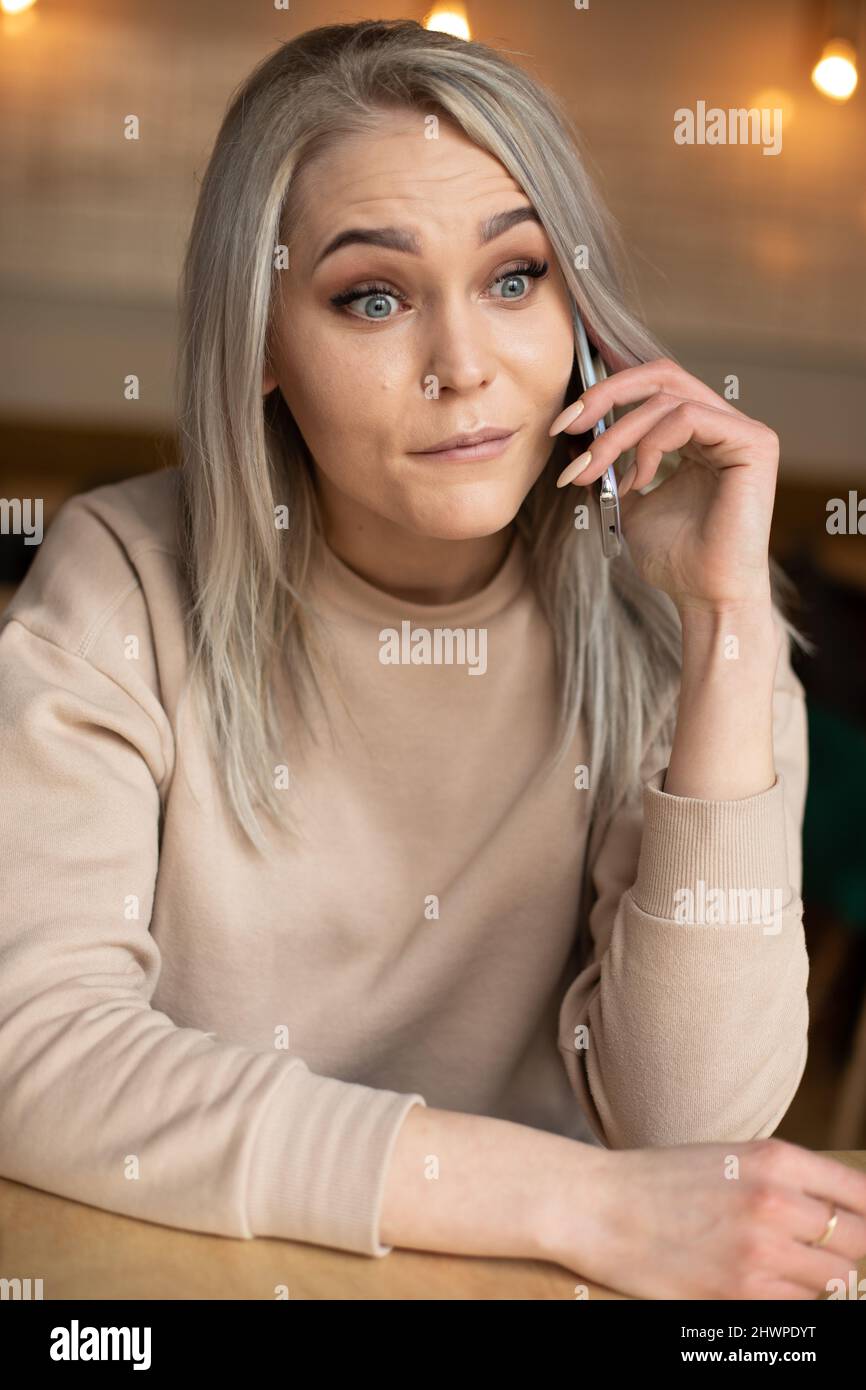 Talking bad hi-res stock photography and images - Alamy